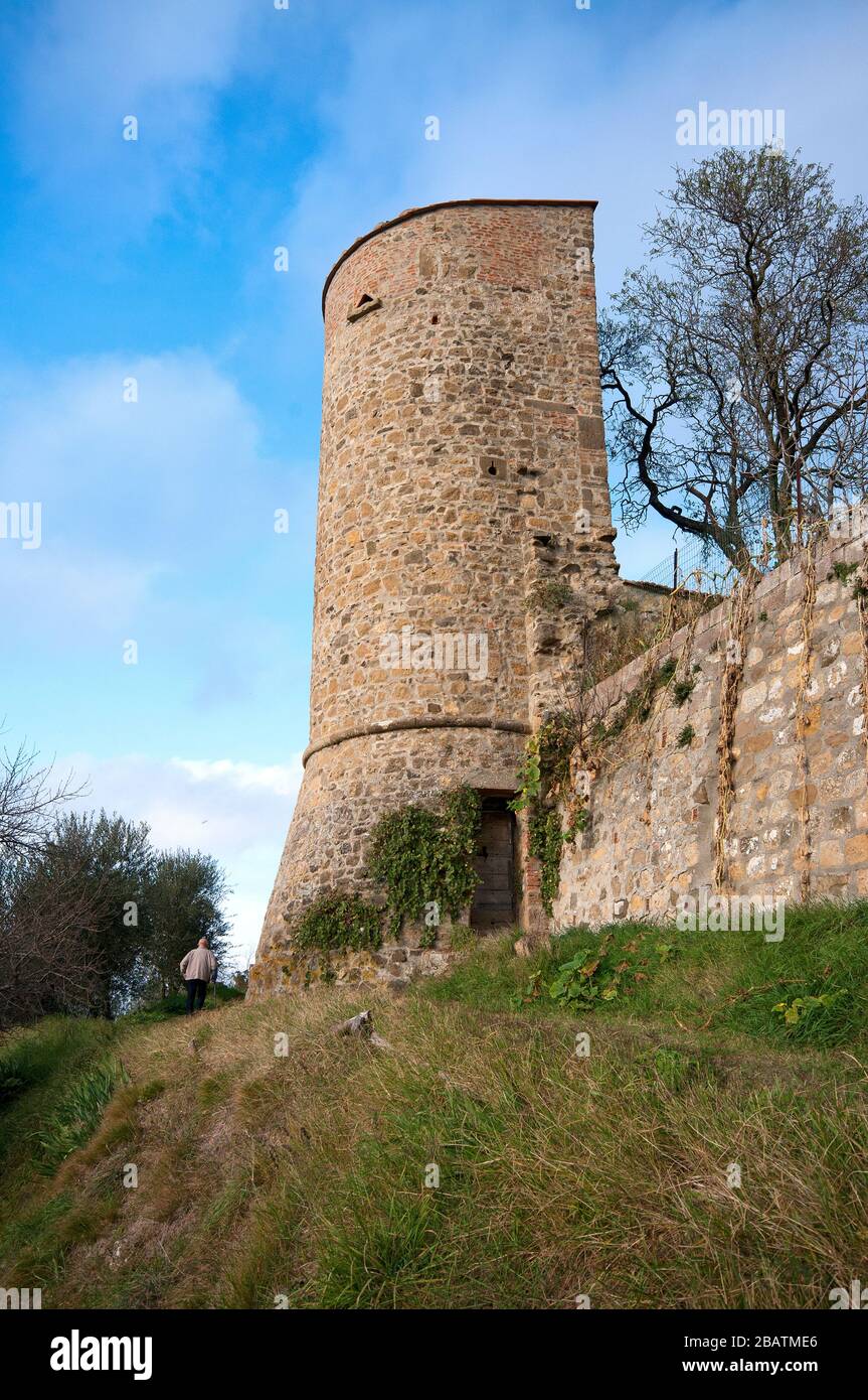 Monticchiello village hi-res stock photography and images - Alamy