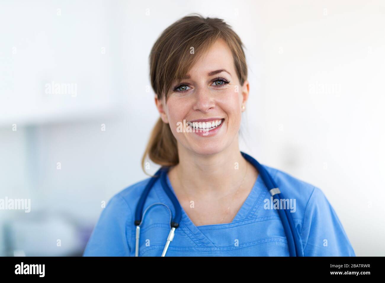 Happy female doctor lab hi-res stock photography and images - Alamy