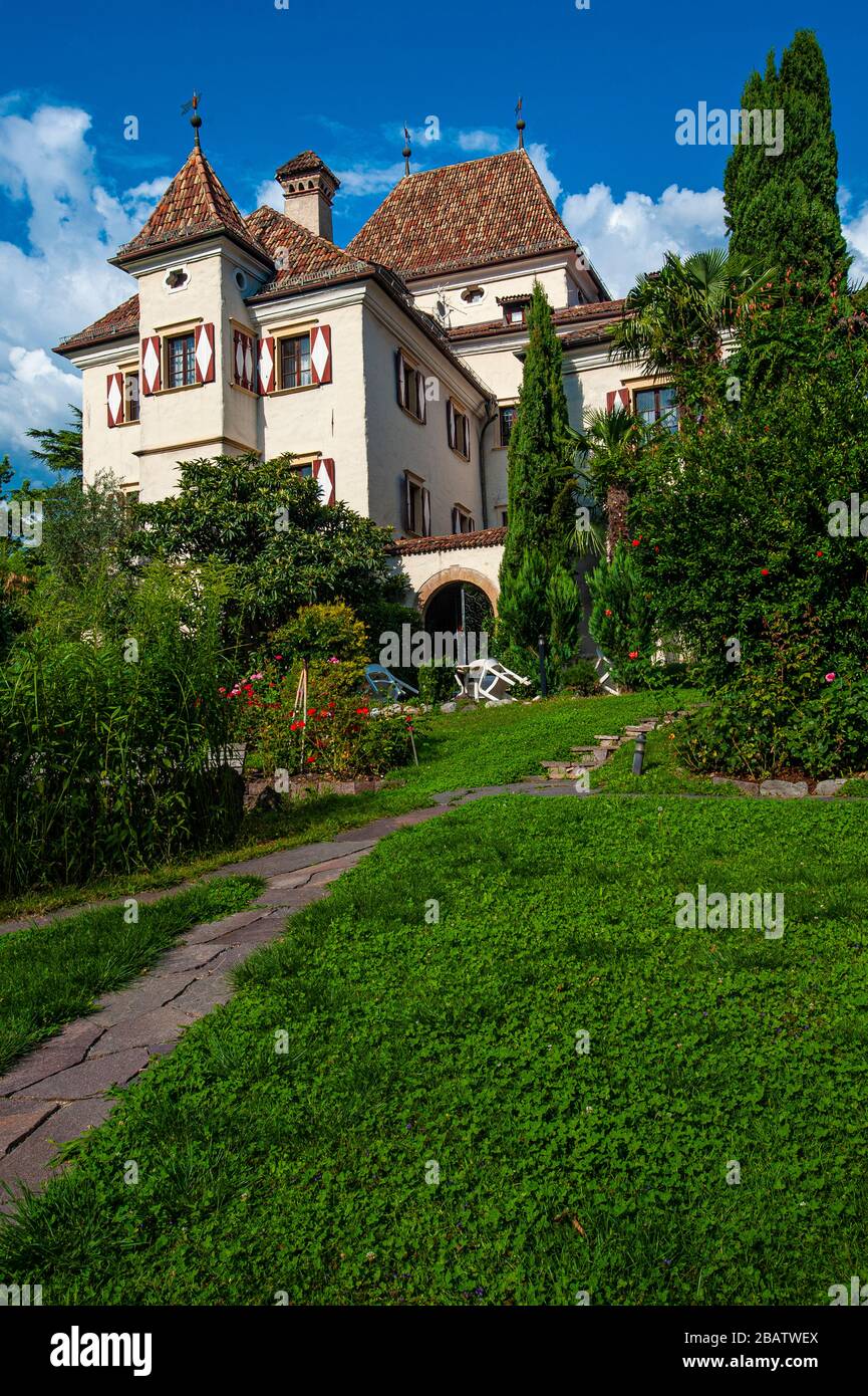 Hotel castel rundegg hi-res stock photography and images - Alamy