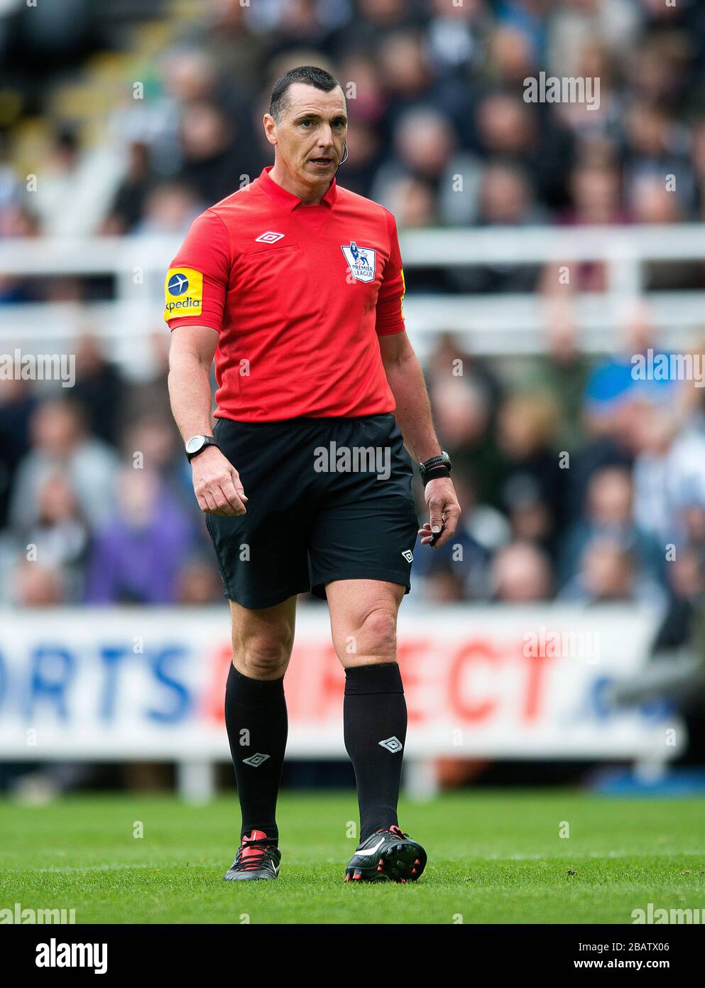 Neil Swarbrick, referee Stock Photo - Alamy