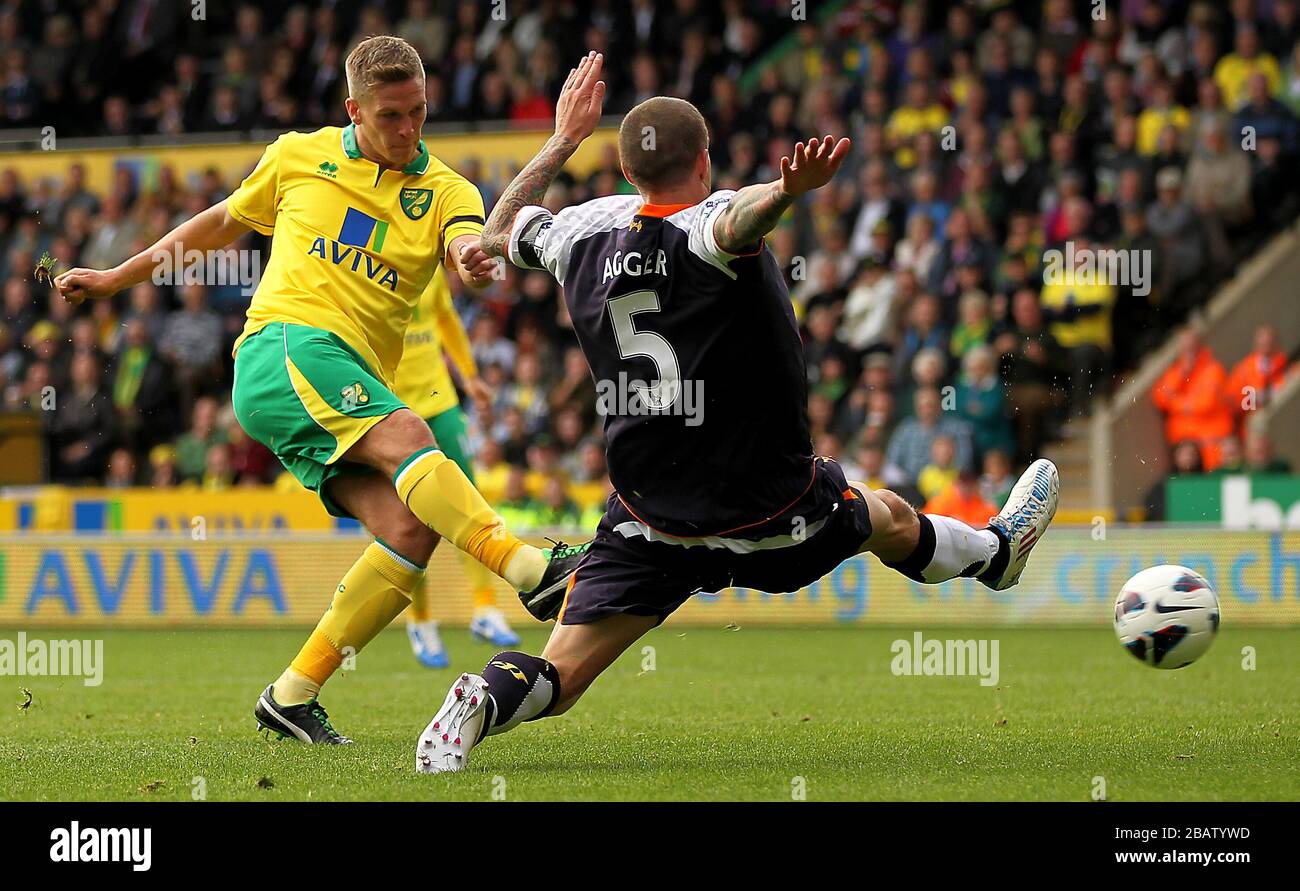 Steve morrison football hi-res stock photography and images - Alamy