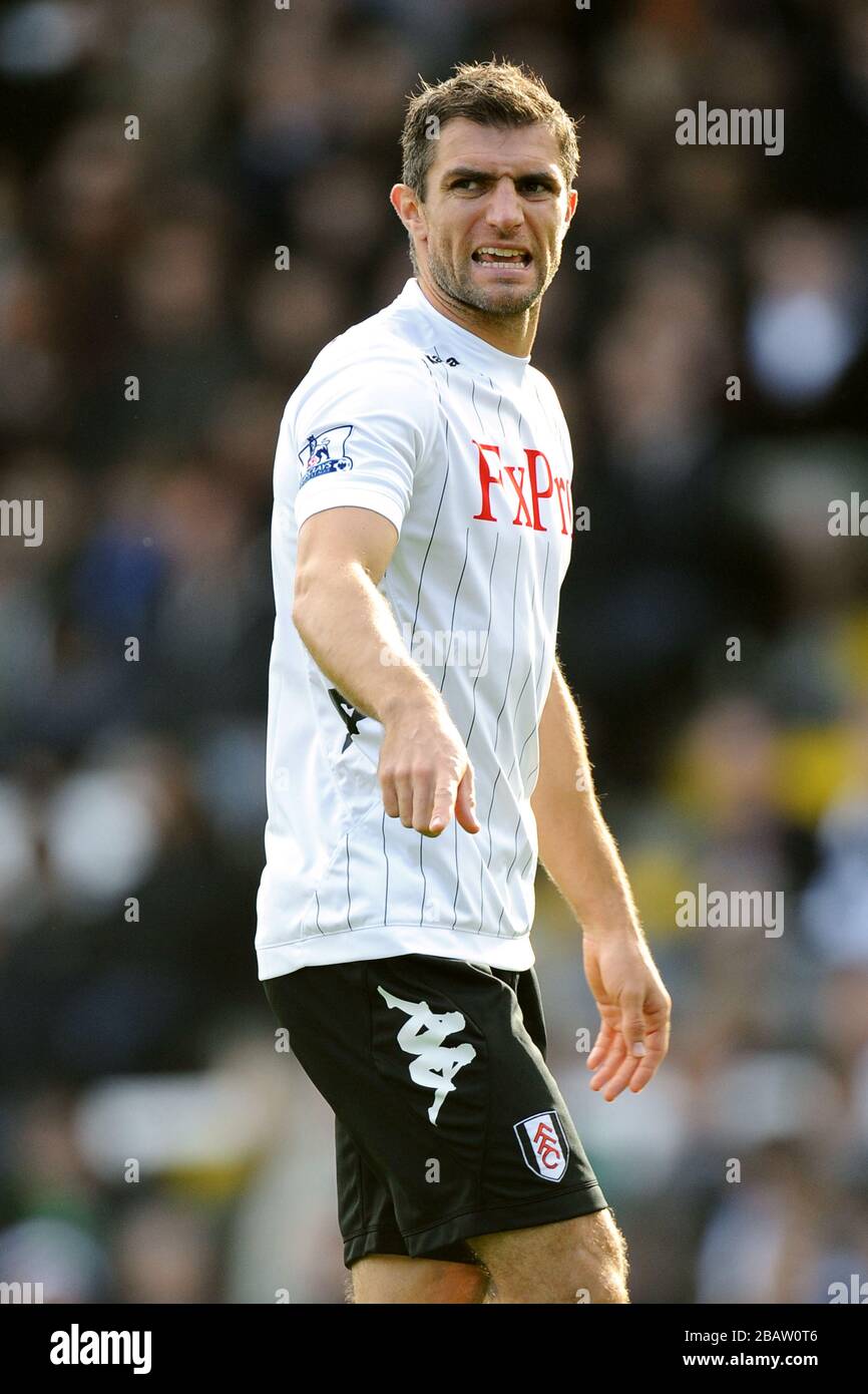 Aaron Hughes, Fulham Stock Photo - Alamy