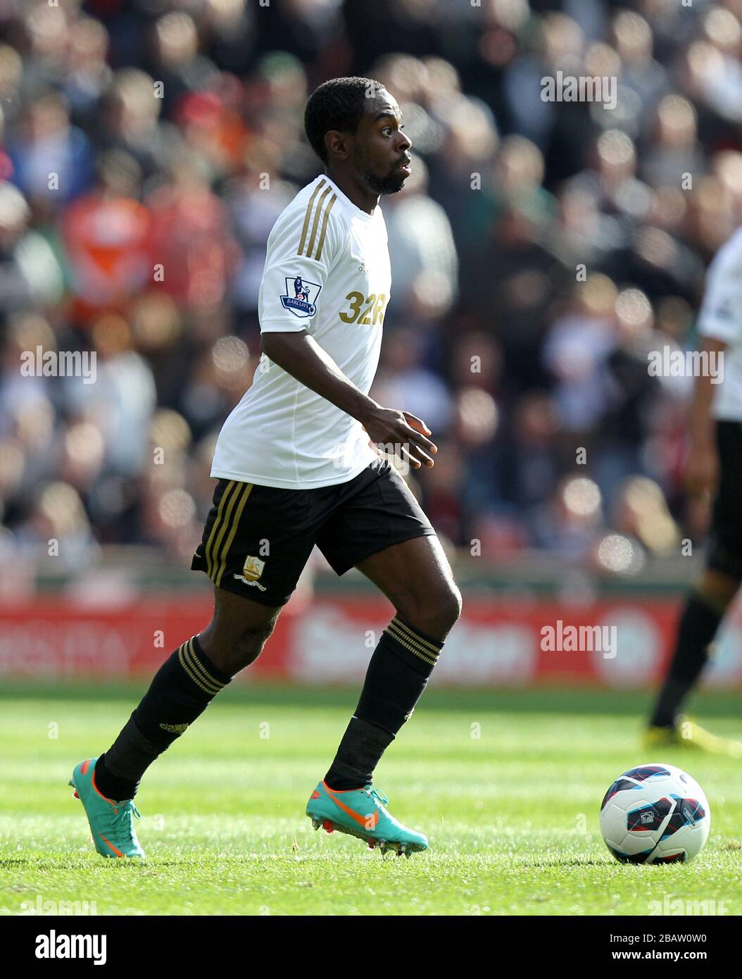 Nathan dyer hi-res stock photography and images - Alamy