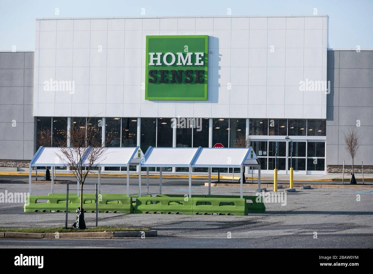 Home sense logo hi-res stock photography and images - Alamy