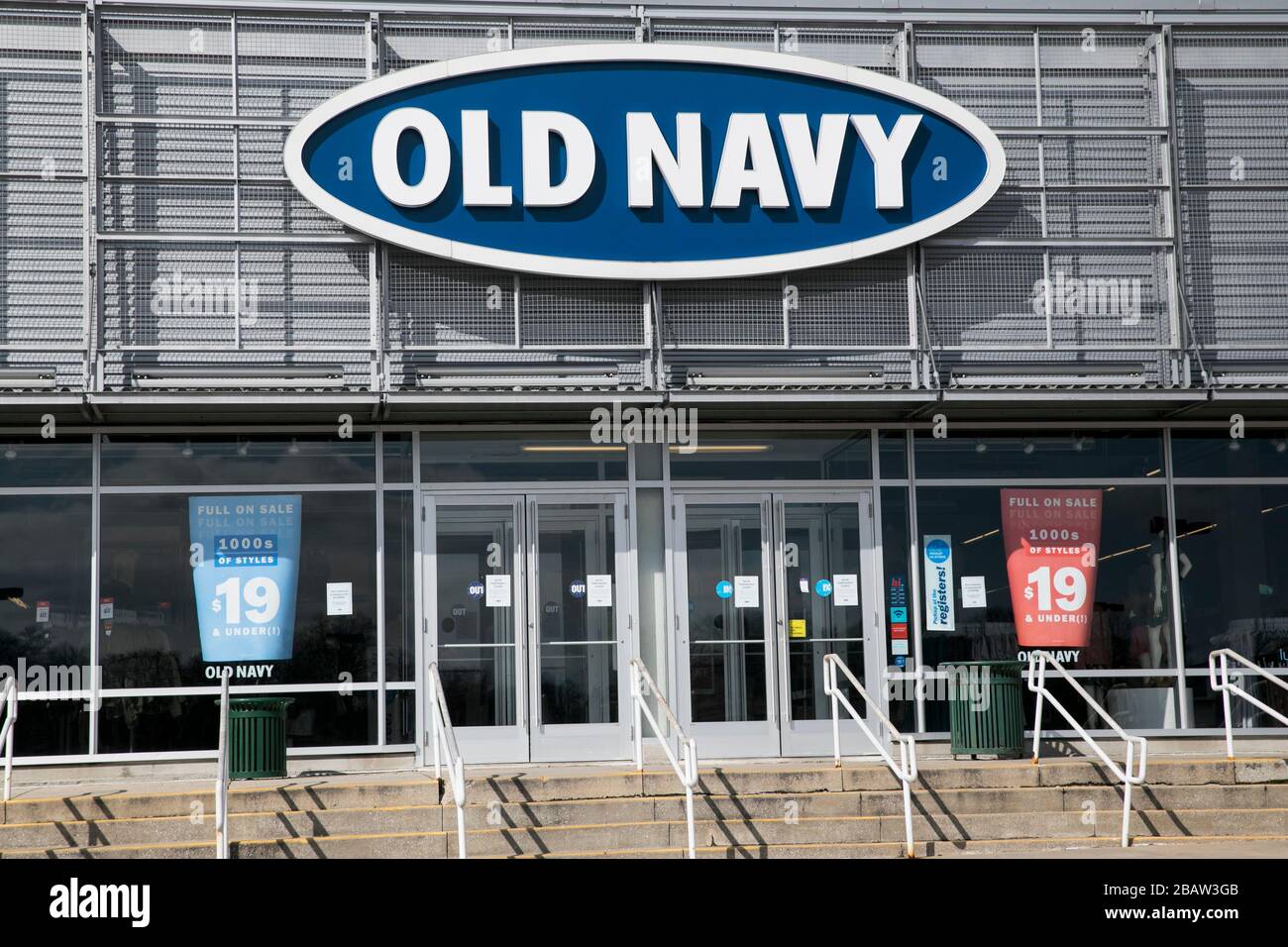 A logo sign outside of a Old Navy retail store location in Lutherville ...