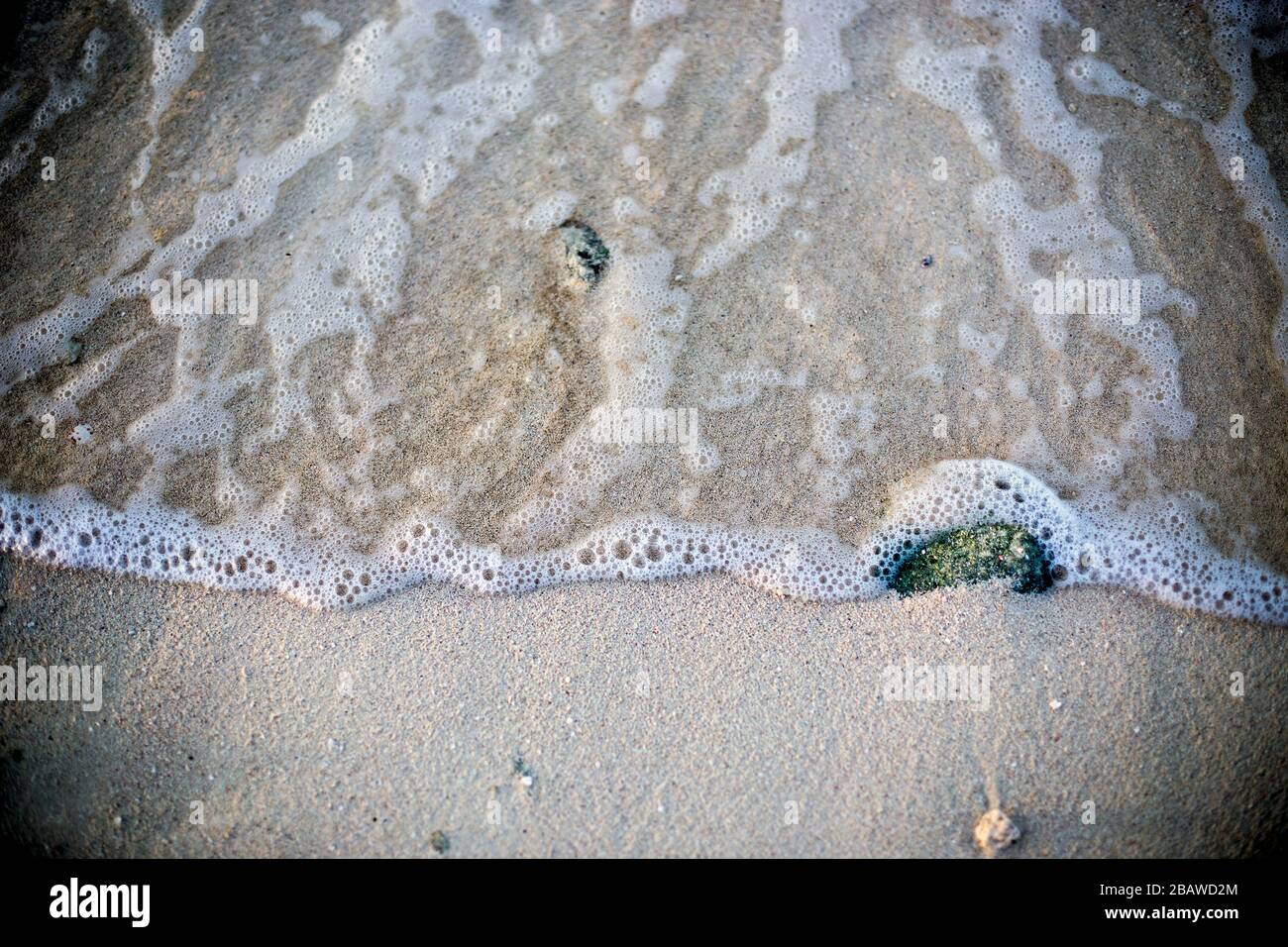 Incoming wave hi-res stock photography and images - Alamy