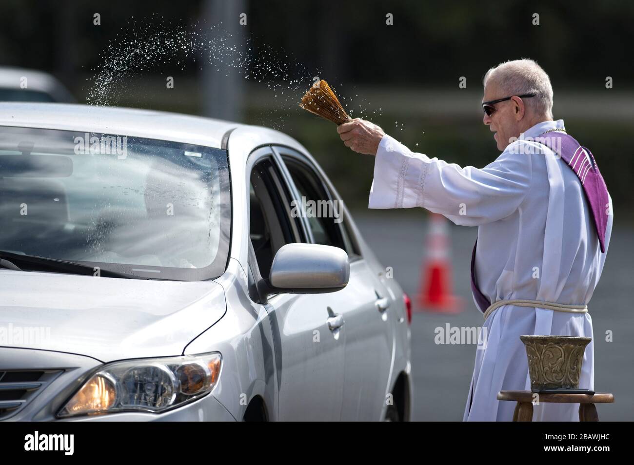 Oakland Park, Florida, USA. 29th Mar, 2020. Father DENNIS RAUSCH ...