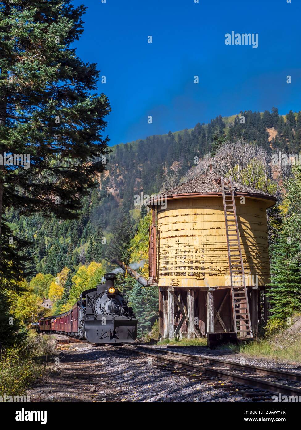 Railroad water tank hi-res stock photography and images - Alamy