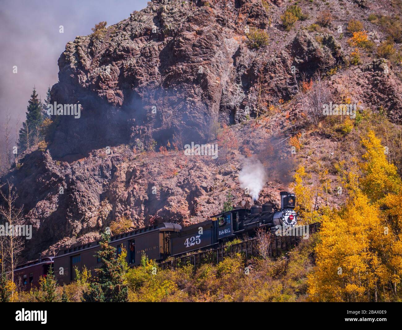 Locomotive climbing a grade hi-res stock photography and images - Alamy
