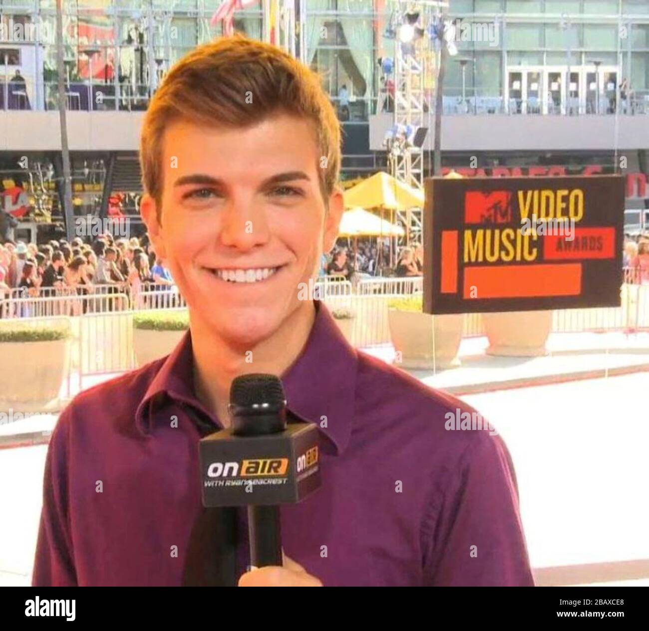 English television presenter hi-res stock photography and images - Alamy