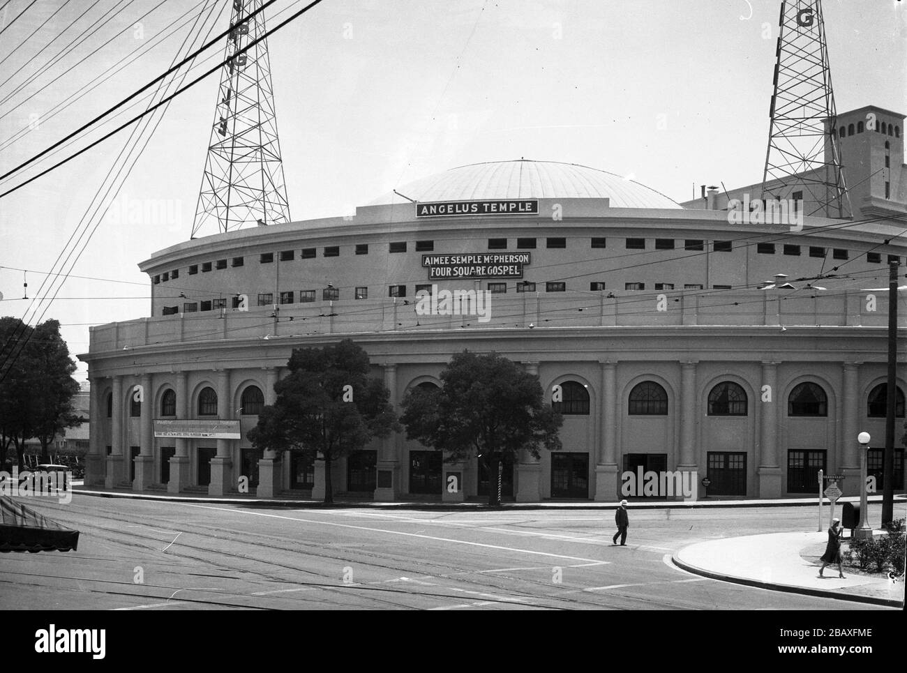 Exterior view of the Angelus Temple, from the intersection of Glendale ...