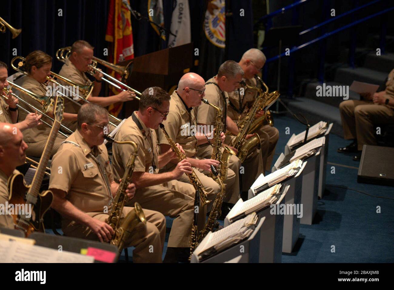 Us navy petty officer class hi-res stock photography and images - Alamy