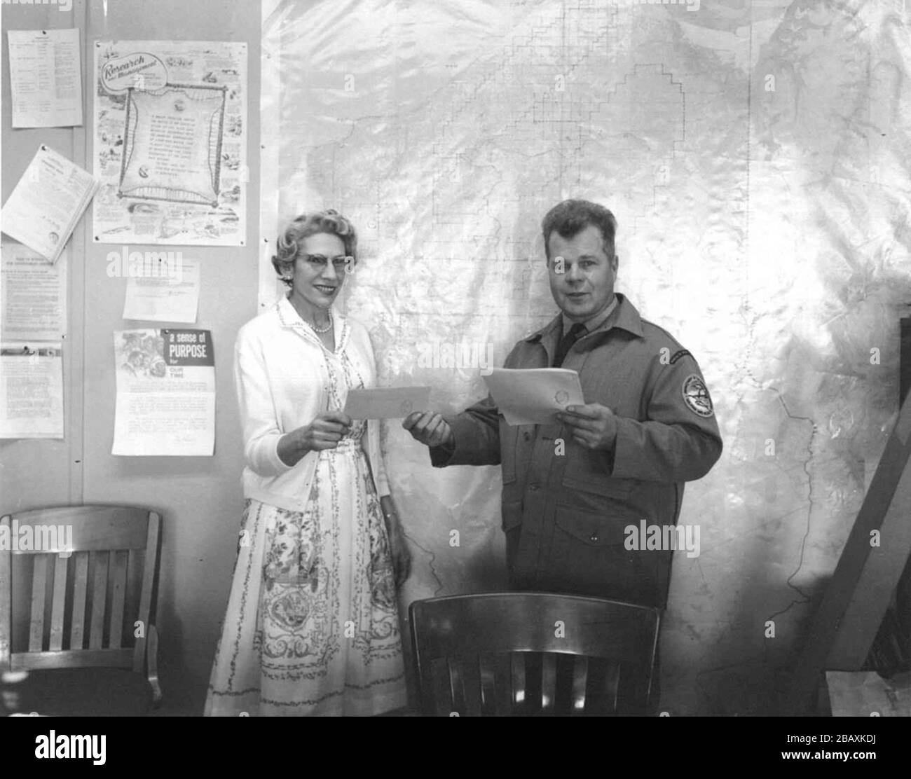 Superior service award hi-res stock photography and images - Alamy