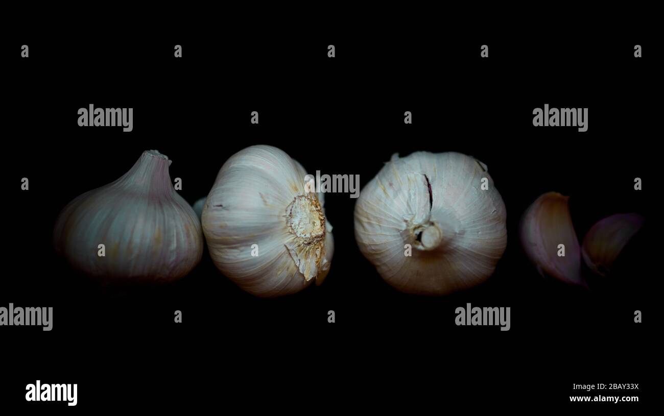 Dark blue garlic hi-res stock photography and images - Alamy