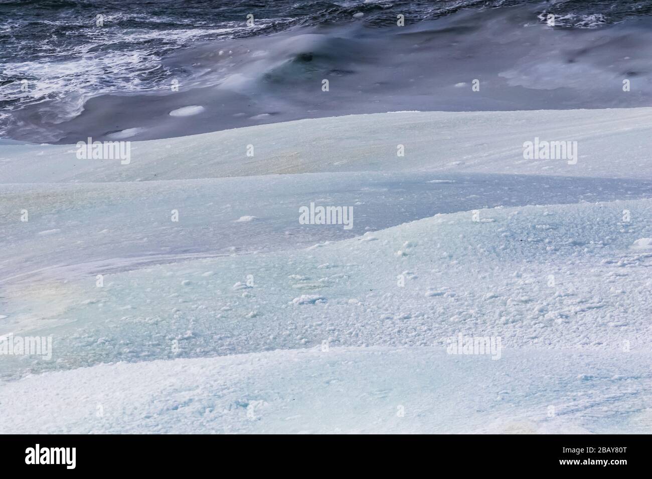 Wave crest trough hi-res stock photography and images - Alamy