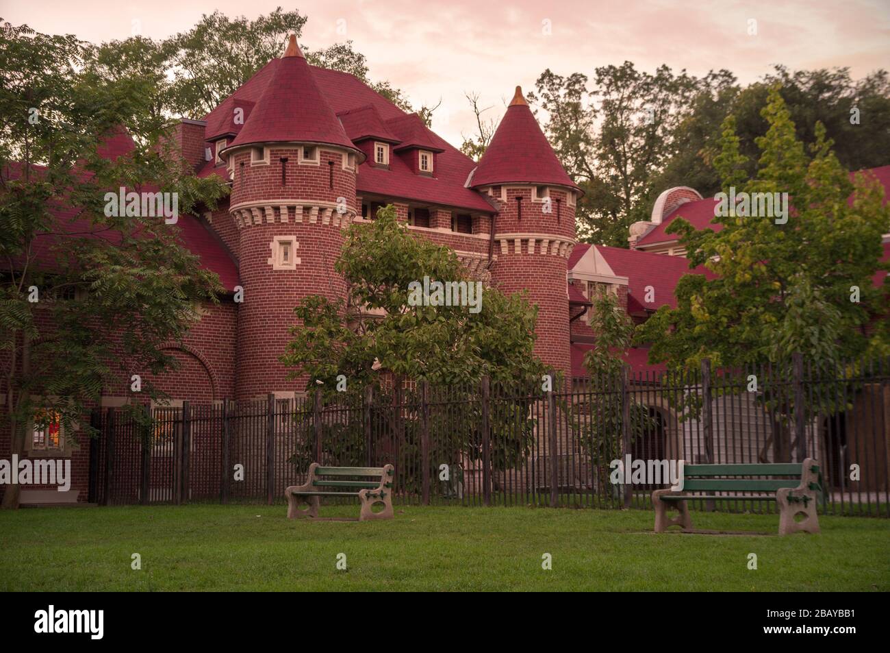 Gothic revival architecture casa loma hi-res stock photography and ...