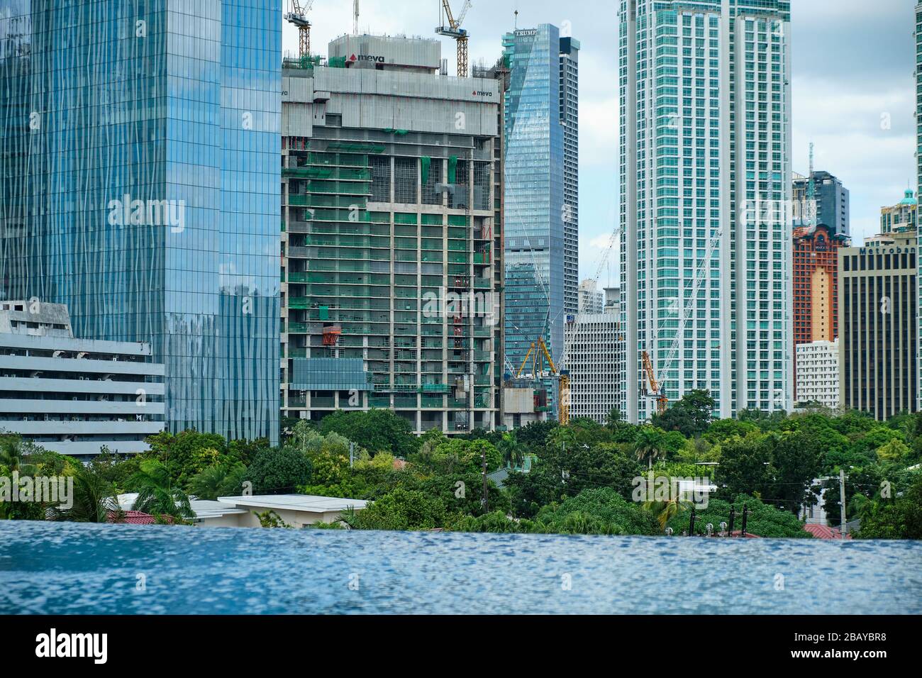 View of the city of Manila from the pool of the luxury five-star ...