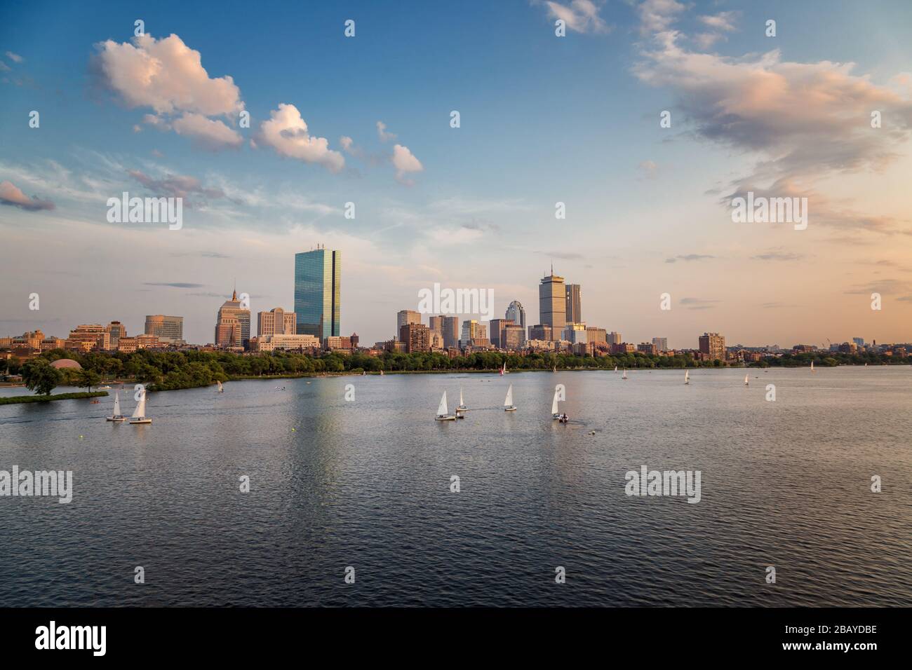 Boston skyline sunset panoramic hi-res stock photography and images - Alamy