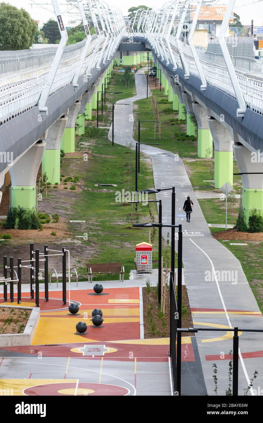 A section of the new elevated railway line at Melbourne's Carnegie ...