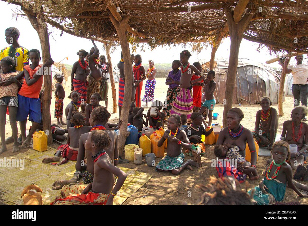 Dassanech Villagers gathering in a Shady Place Stock Photo - Alamy