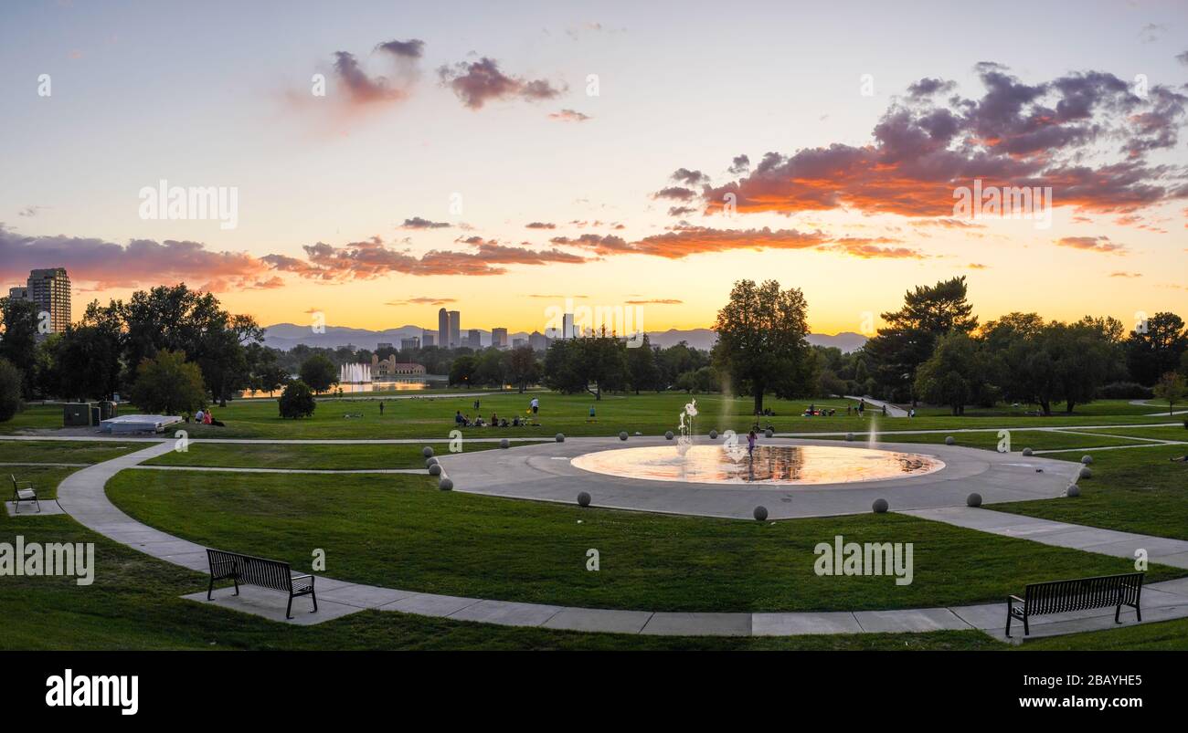 Denver skyline panoramic hi-res stock photography and images - Alamy