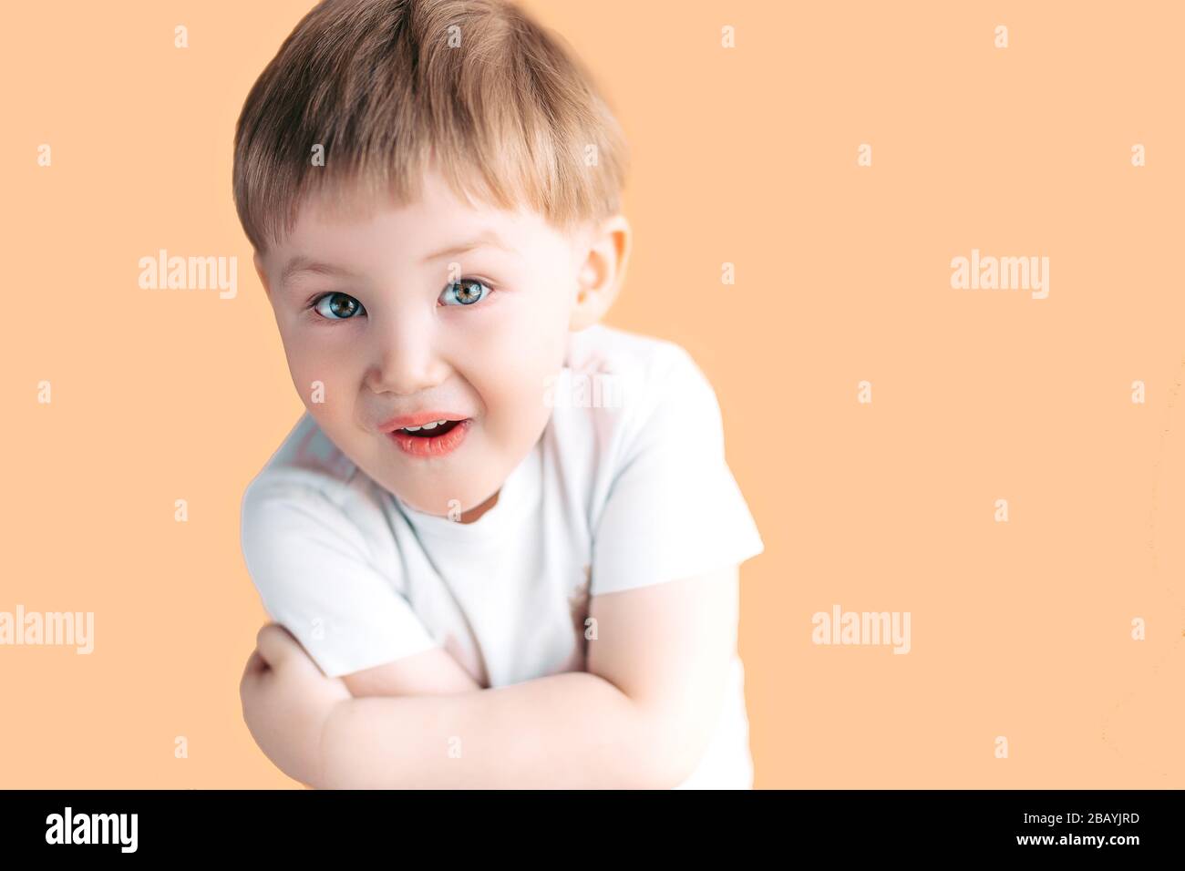 Omg surprised girl opened mouth hi-res stock photography and images - Alamy