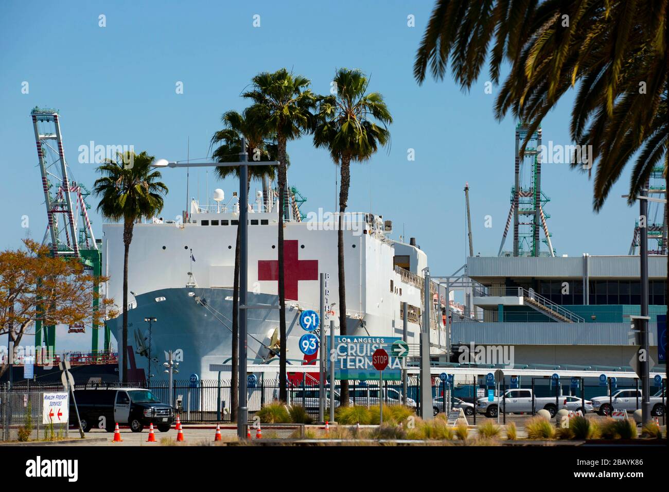 Military operating rooms hi-res stock photography and images - Alamy