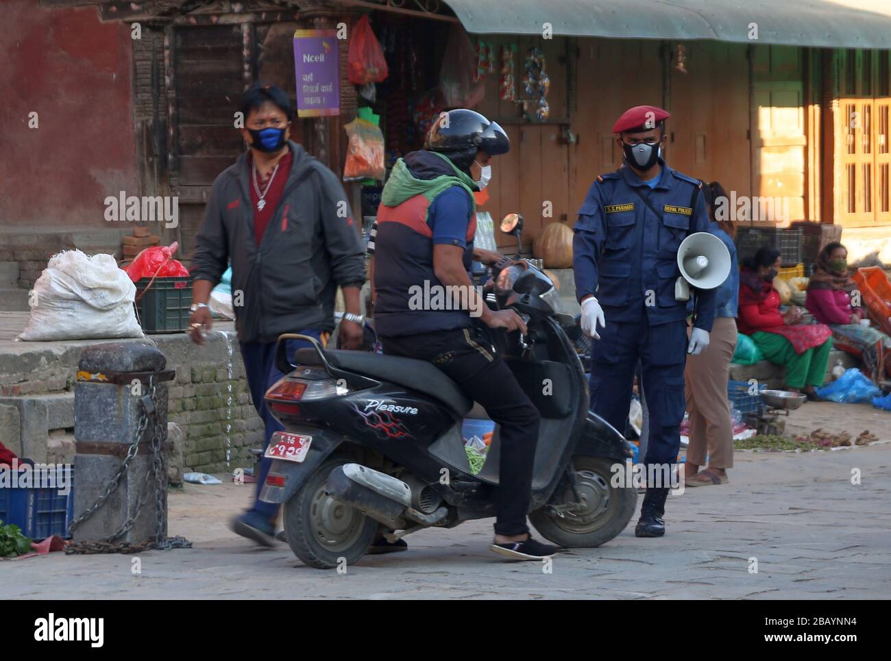 Nepal policeman hi-res stock photography and images - Alamy