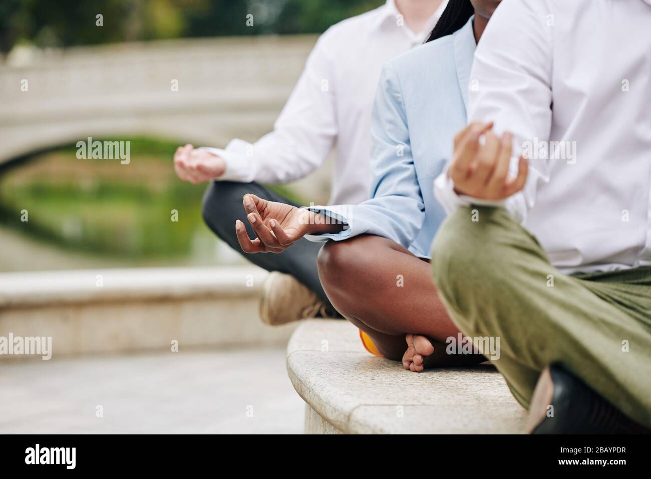 Shuni mudra hi-res stock photography and images - Alamy