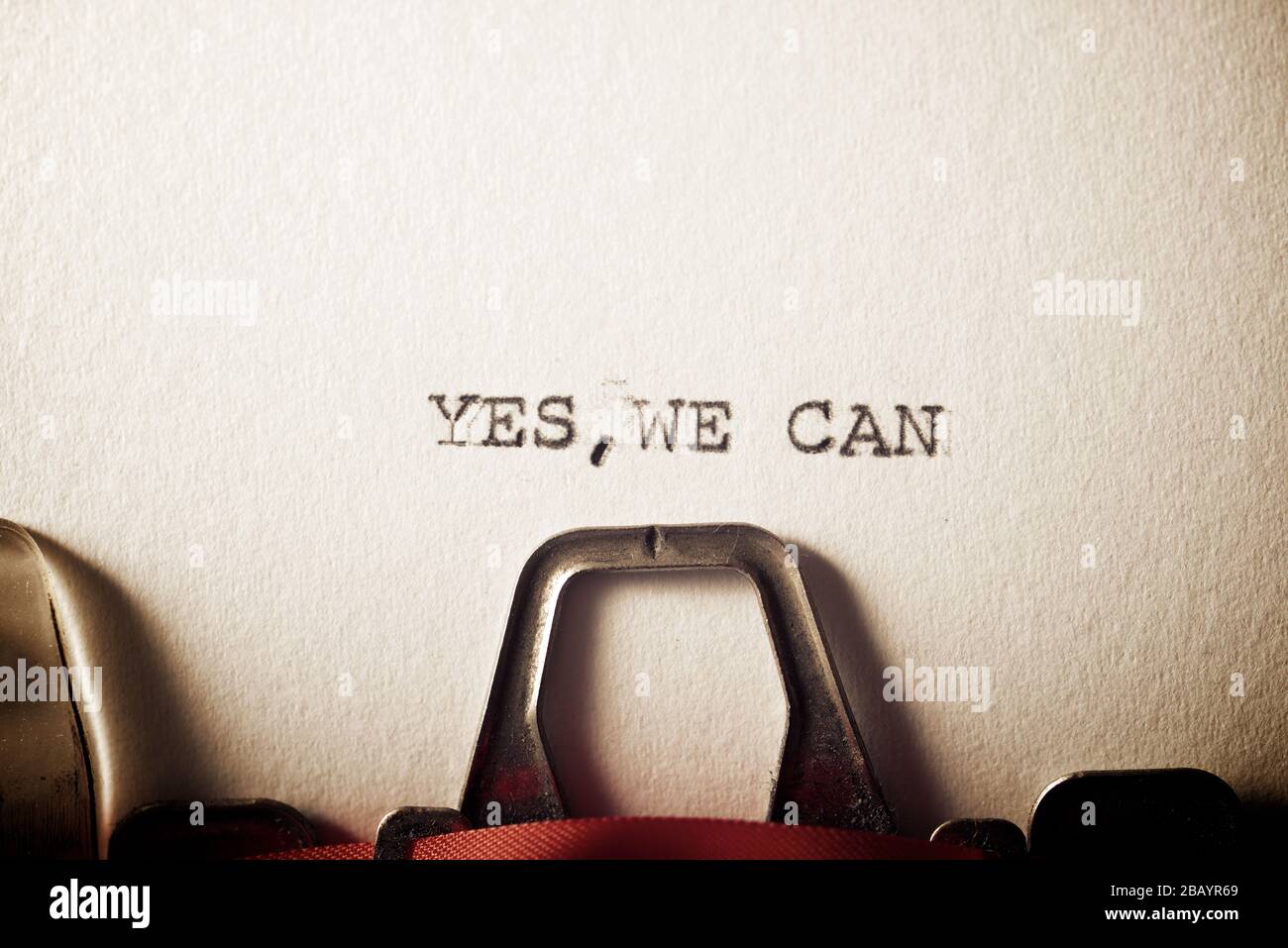 The sentence, Yes we can, written with a typewriter Stock Photo - Alamy