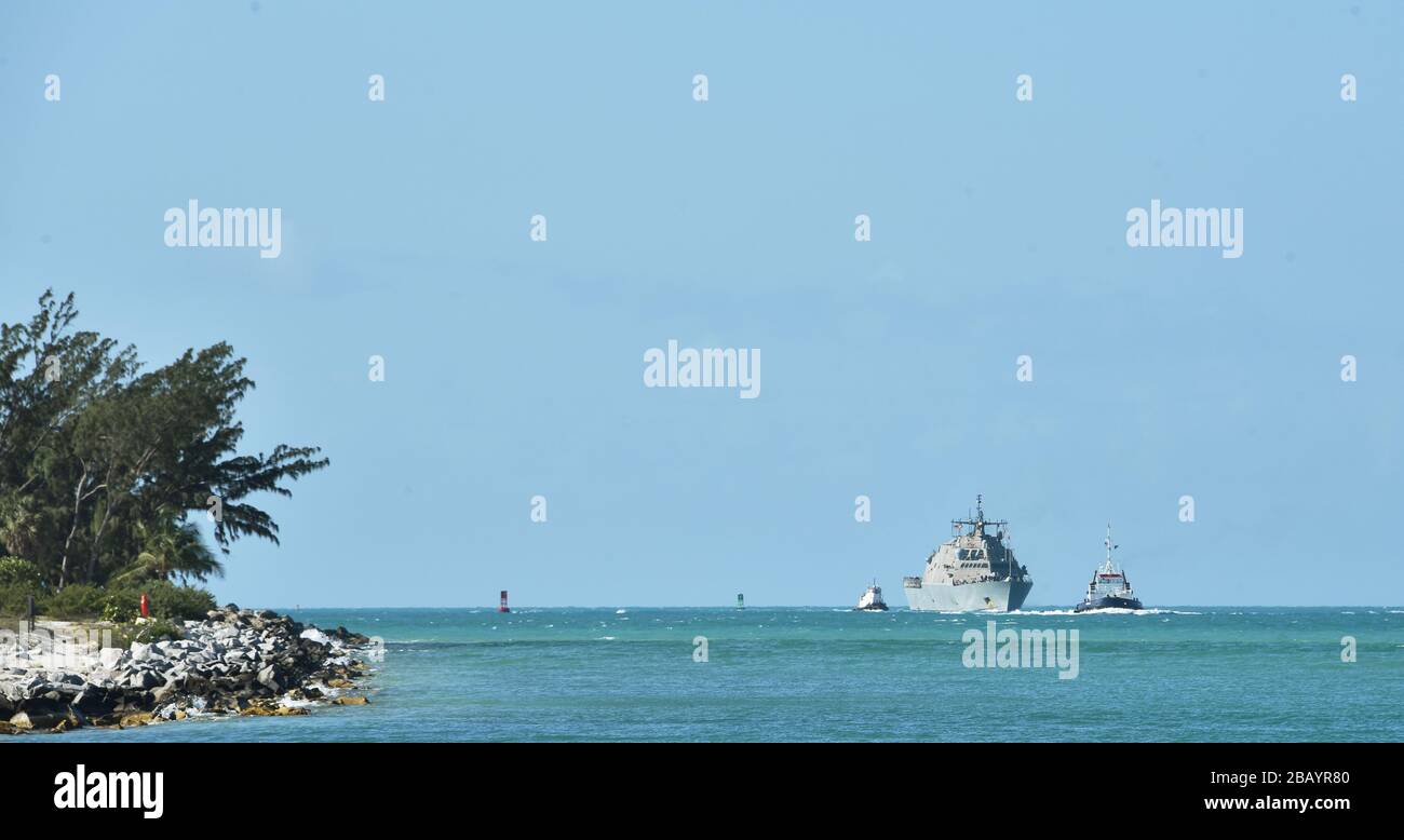 200329-N-KM072-001 (KEY WEST, Fla.) Freedom-class littoral combat ship ...