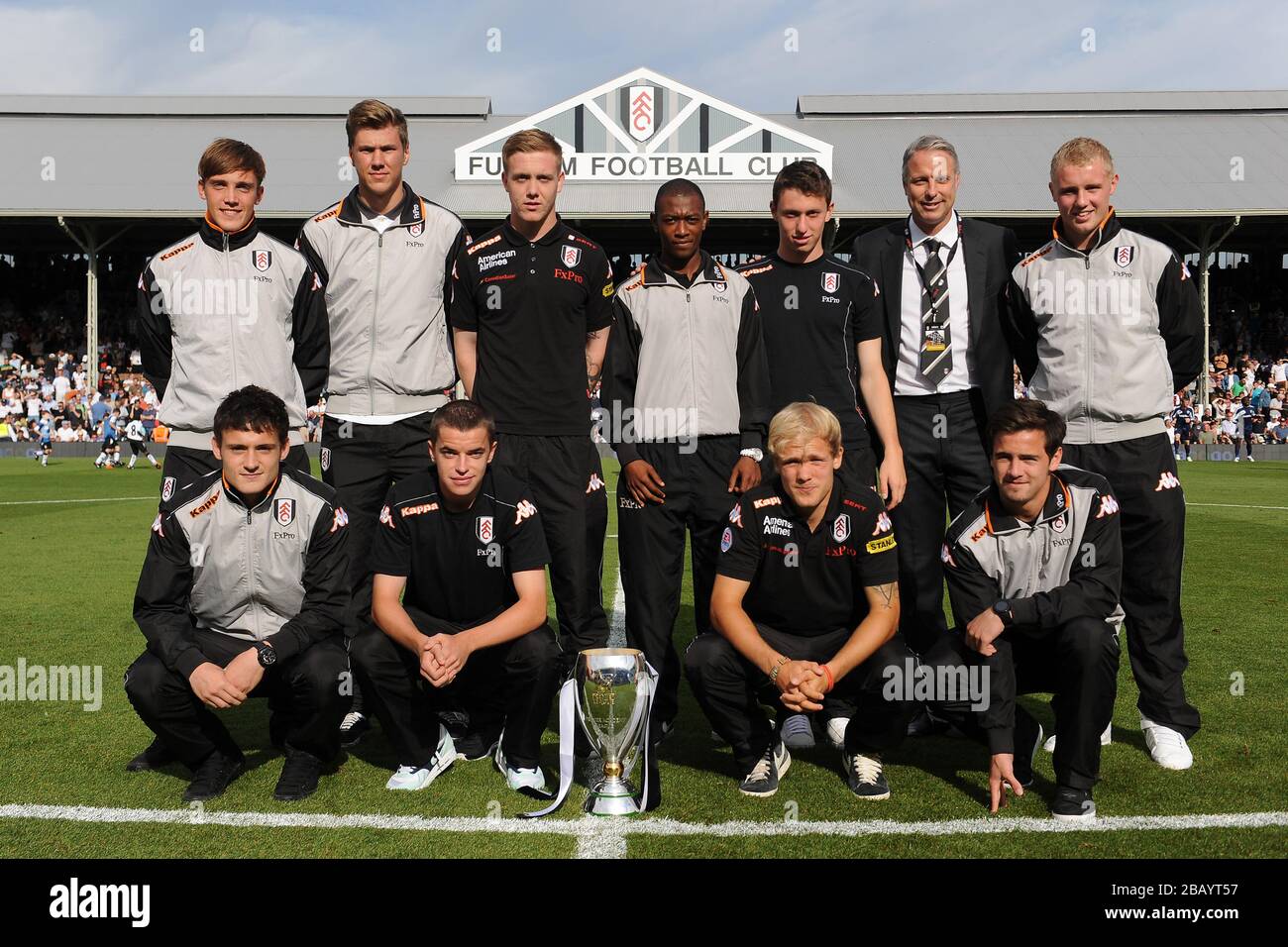 Fulham manager kit symons hi-res stock photography and images - Alamy