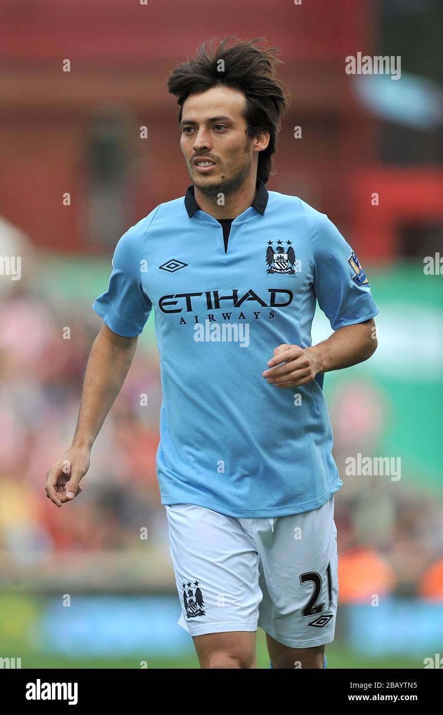 David silva top hi-res stock photography and images - Alamy