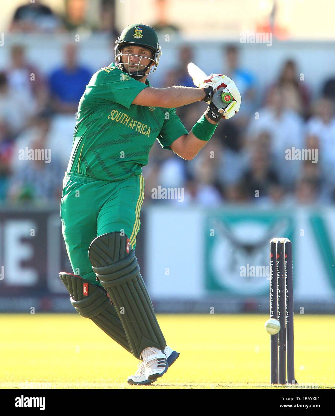 South Africa's Jacques Kallis hits out Stock Photo - Alamy