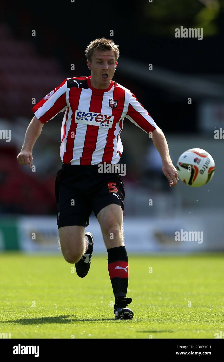 Brentfords tony craig in action hi-res stock photography and images - Alamy
