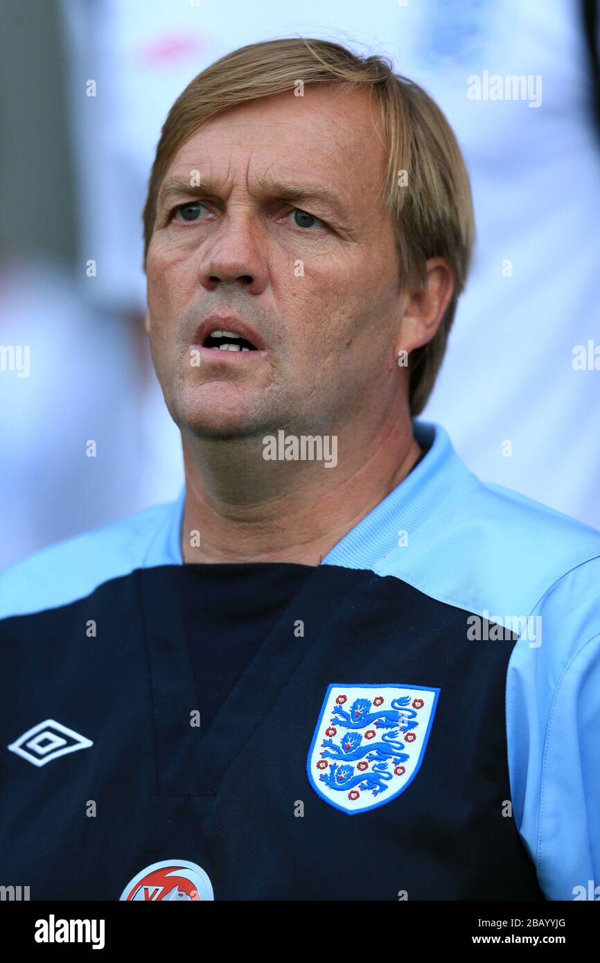 Steve Wigley, England assistant manager Stock Photo - Alamy
