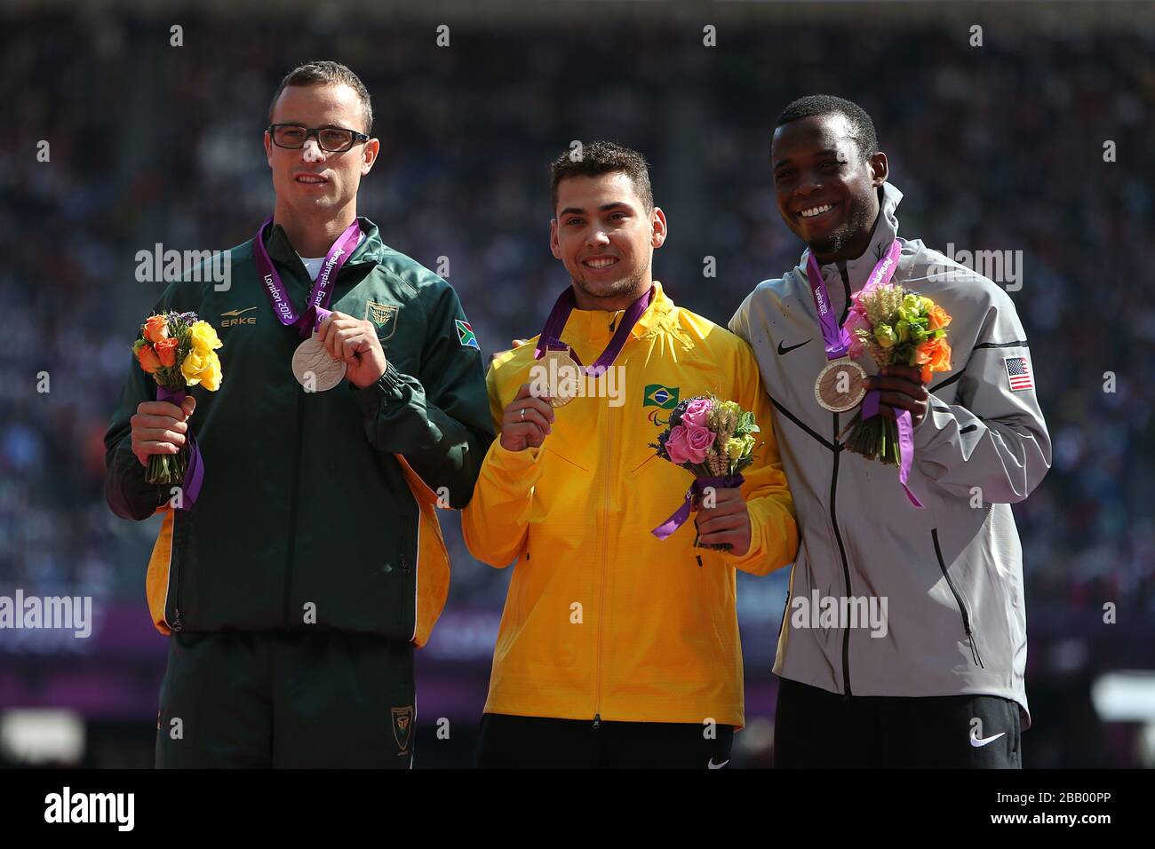 (left-right) Silver medalist South Africa's Oscar Pistorius, Gold ...