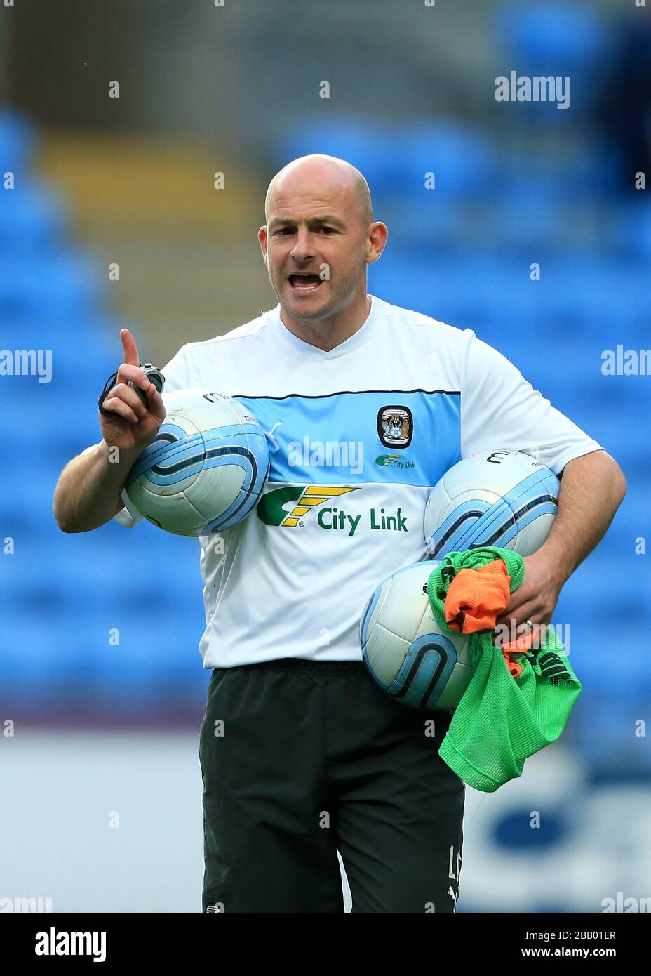 Coventry City coach Lee Carsley Stock Photo - Alamy