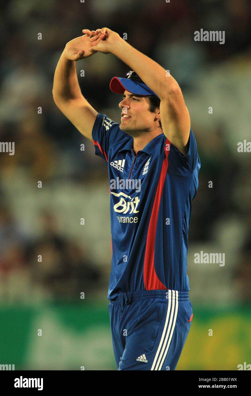 Captain alastair cook hi-res stock photography and images - Alamy