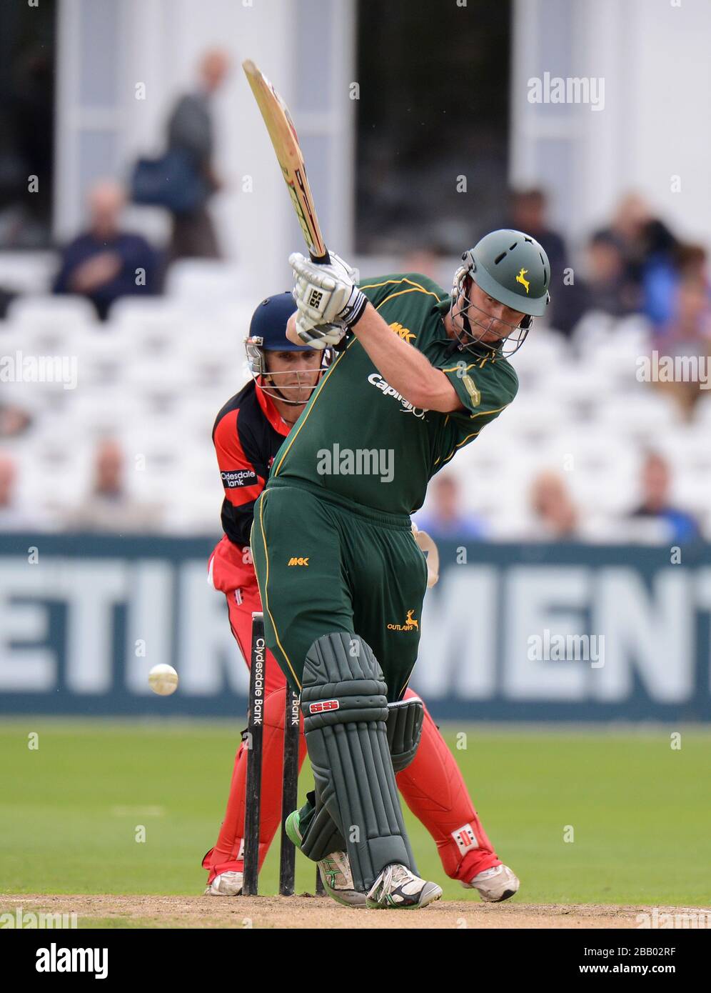 Nottinghamshire's Neil Edwards Stock Photo - Alamy