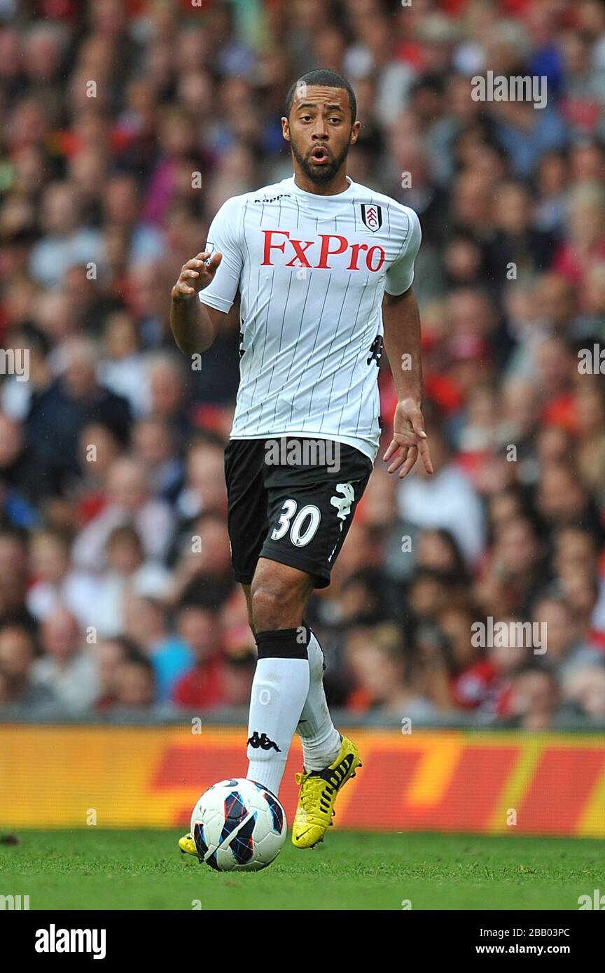 Moussa dembele fulham hi-res stock photography and images - Alamy
