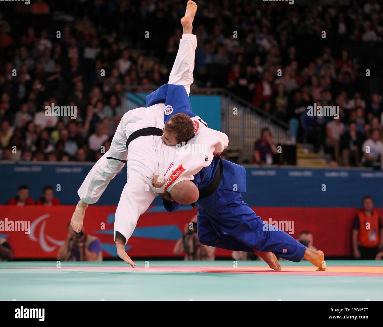 Great Britain's Ben Quilter and Algeria's Mouloud Noura during the 60kg ...