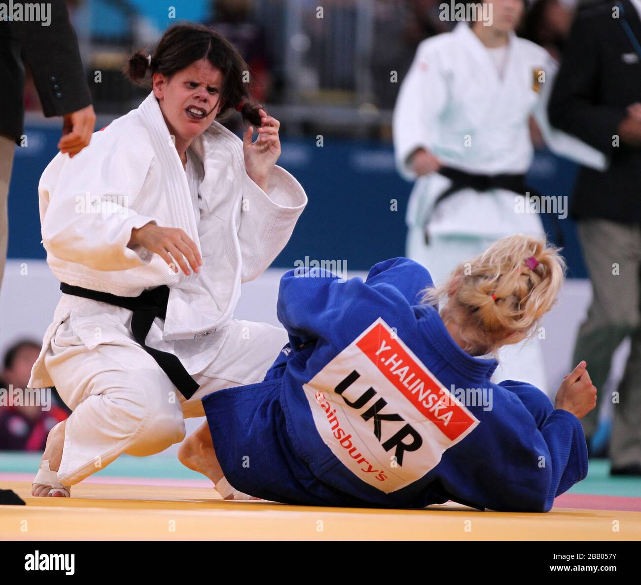 Great Britain's Ben Quilter and Algeria's Mouloud Noura during the 60kg ...