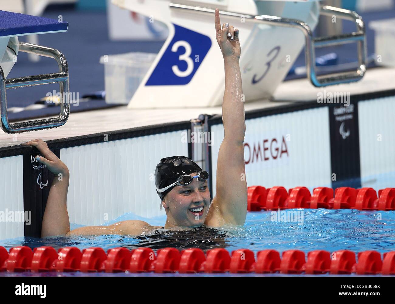 USA's Jessica Long celebrates winning the Women's 400m Freestyle - S8 ...