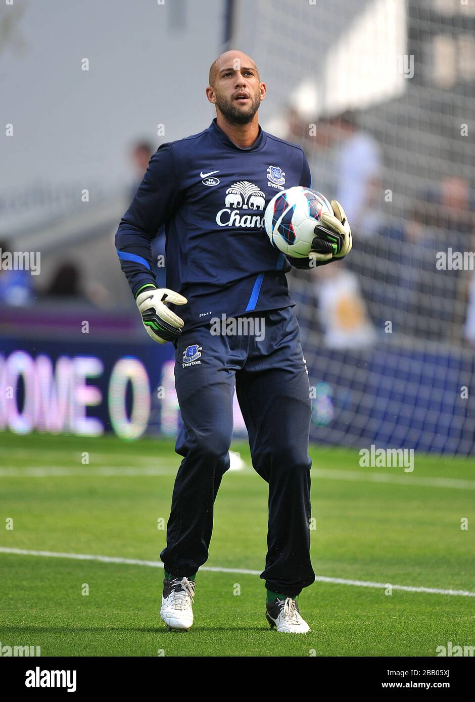 Tim Howard, Everton goalkeeper Stock Photo - Alamy