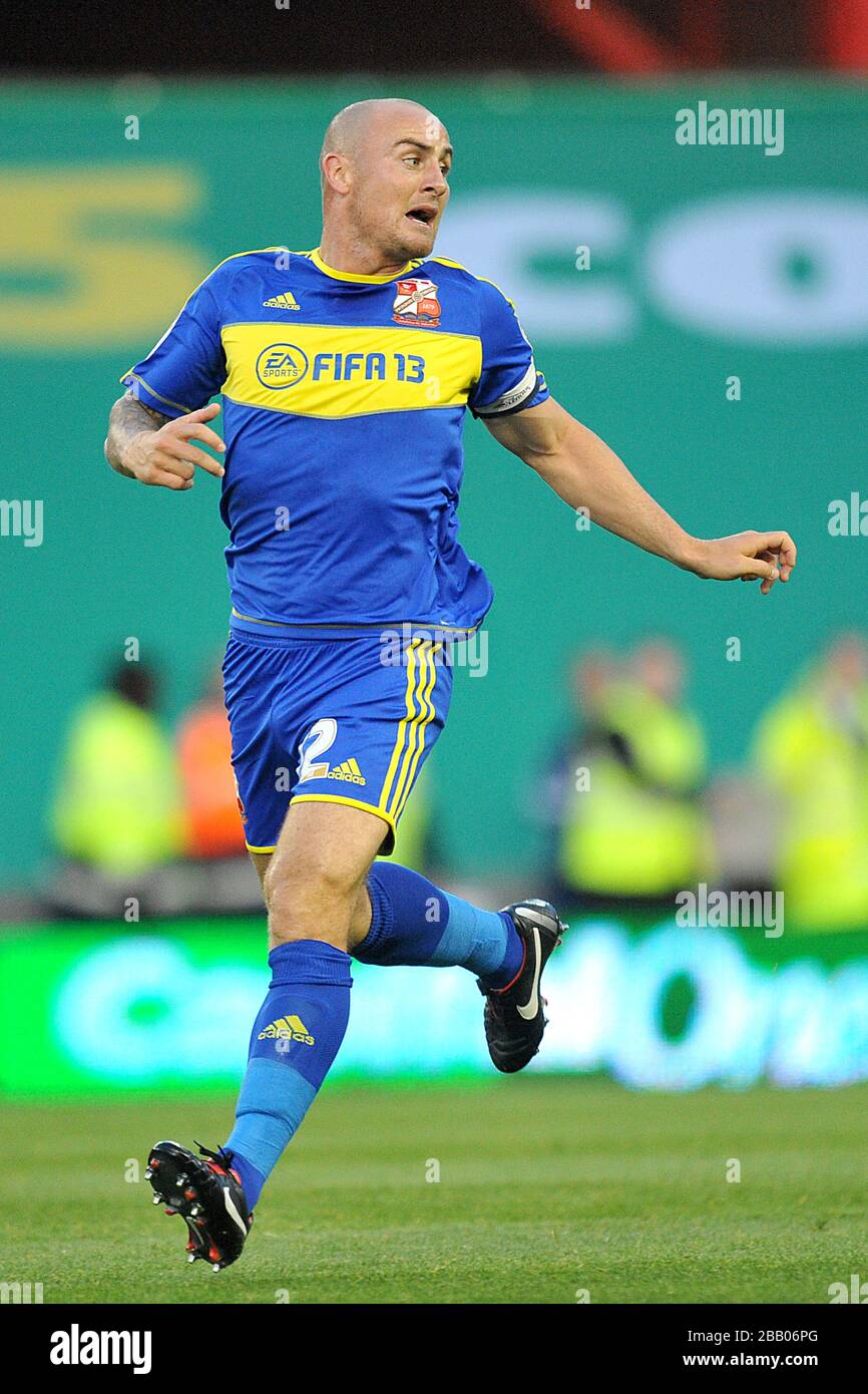 Alan McCormack, Swindon Town Stock Photo - Alamy