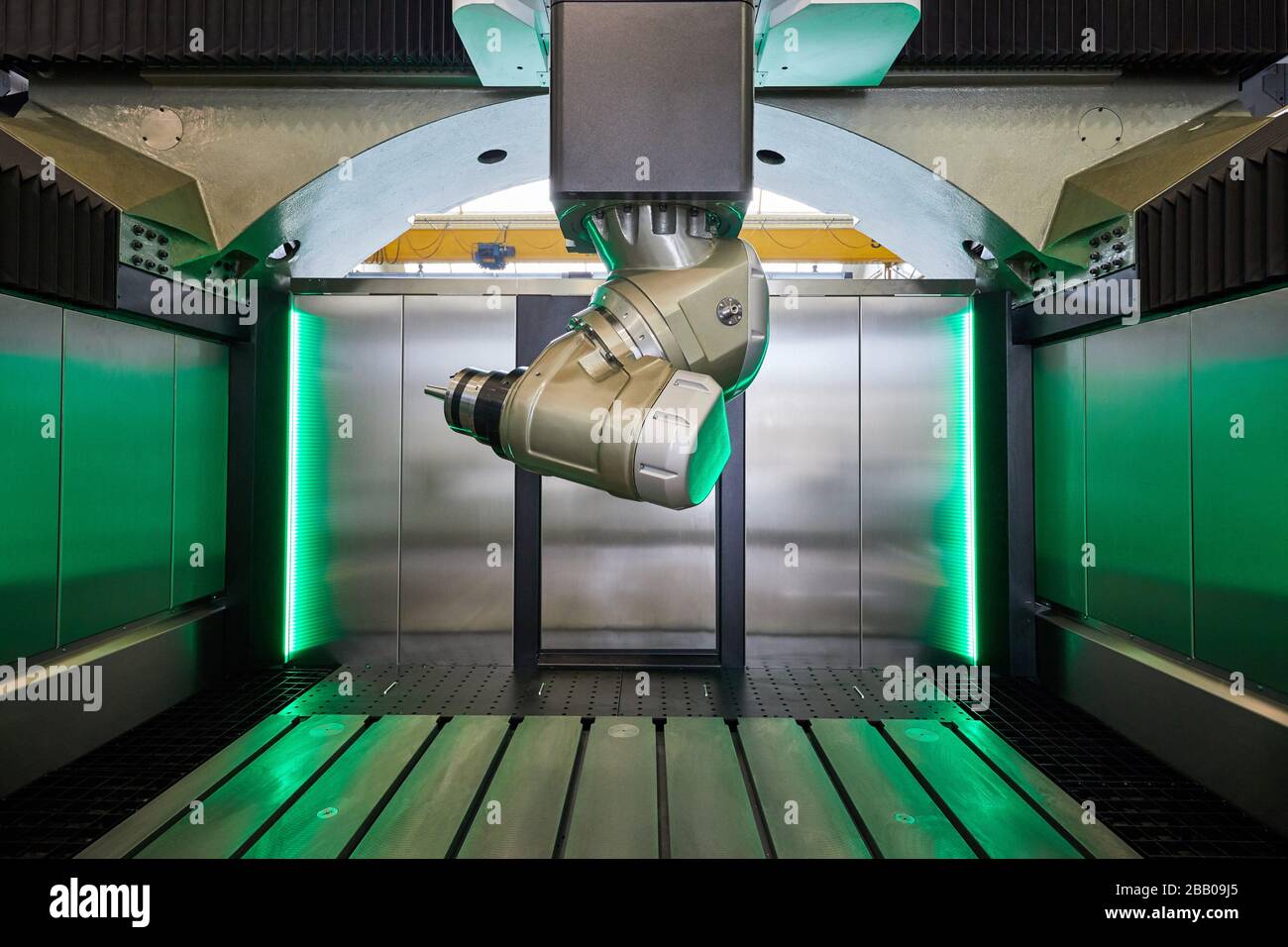 Cnc machine automate hi-res stock photography and images - Alamy