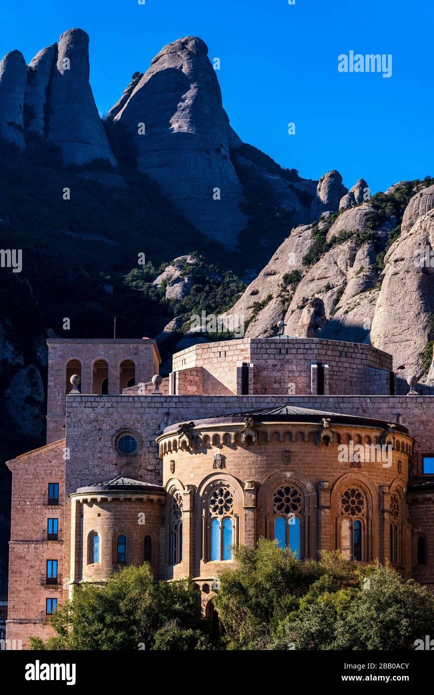 Montserrat basilica hi-res stock photography and images - Alamy