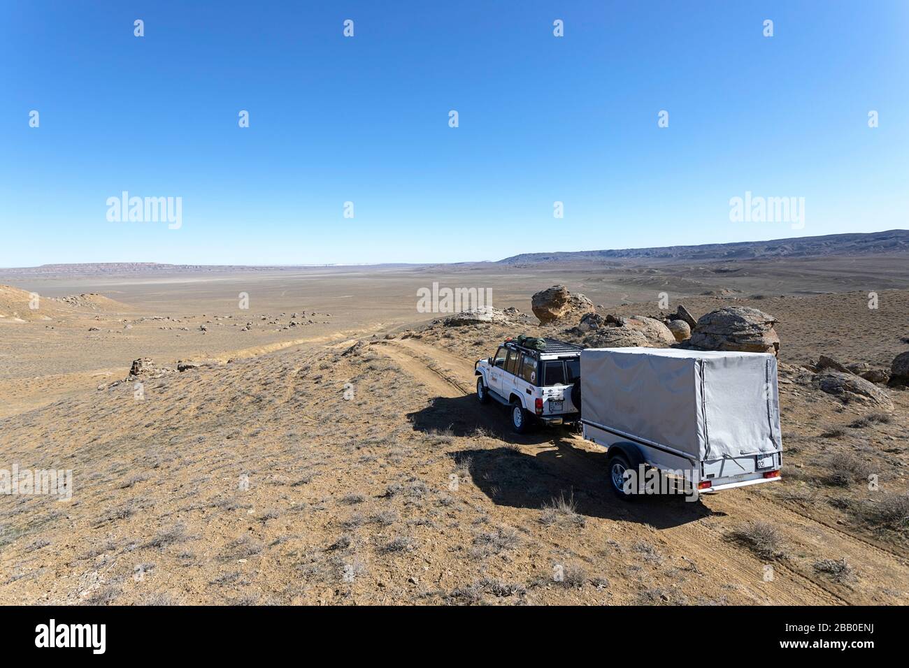 Trailer desert hi-res stock photography and images - Alamy
