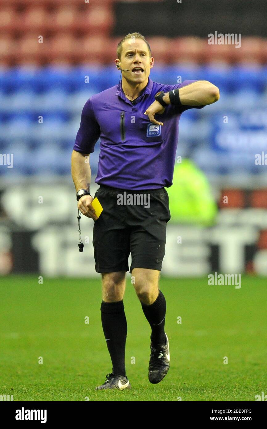 Stephen Martin, referee Stock Photo - Alamy